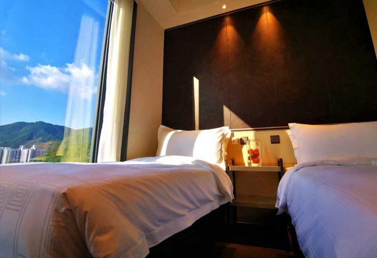 E HOTEL